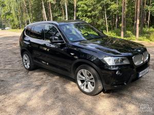 Black BMW X3 2013 in Vilnius, with an engine capacity of 3.00 L and mileage of 130 thousand km for 10500 €, photo 3 on AUTOMOTO.COM.LV