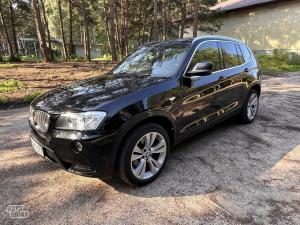 Black BMW X3 2013 in Vilnius, with an engine capacity of 3.00 L and mileage of 130 thousand km for 10500 €, photo 8 on AUTOMOTO.COM.LV