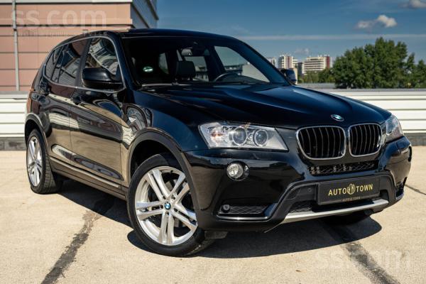 Black BMW X3 2013 in Riga, with an engine capacity of 2.00 L and mileage of 234 thousand km for 11550 €, photo 5 on AUTOMOTO.COM.LV
