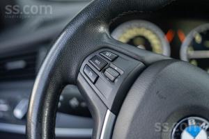 Black BMW X3 2013 in Riga, with an engine capacity of 2.00 L and mileage of 234 thousand km for 11550 €, photo 19 on AUTOMOTO.COM.LV
