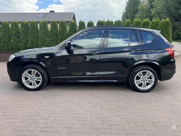 Black BMW X3 2013 in Utena, with an engine capacity of 2.00 L and mileage of 301 thousand km for 9750 €, photo 9 on AUTOMOTO.COM.LV
