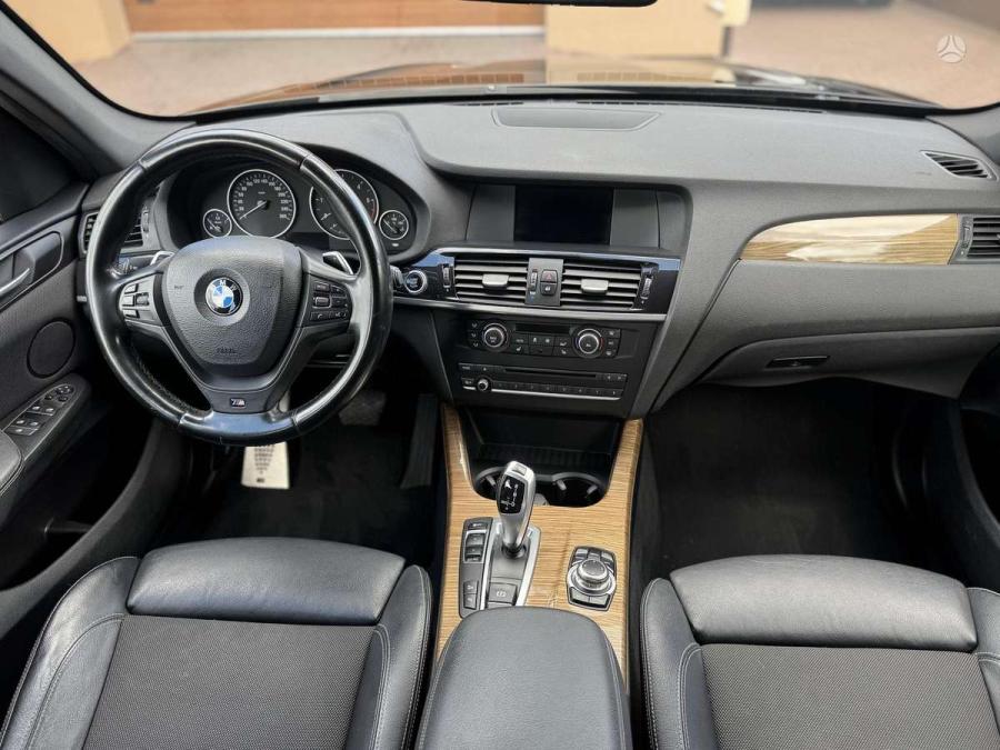 Black BMW X3 2013 in Utena, with an engine capacity of 2.00 L and mileage of 301 thousand km for 9750 €, photo 12 on AUTOMOTO.COM.LV