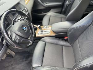 Black BMW X3 2013 in Utena, with an engine capacity of 2.00 L and mileage of 301 thousand km for 9750 €, photo 15 on AUTOMOTO.COM.LV