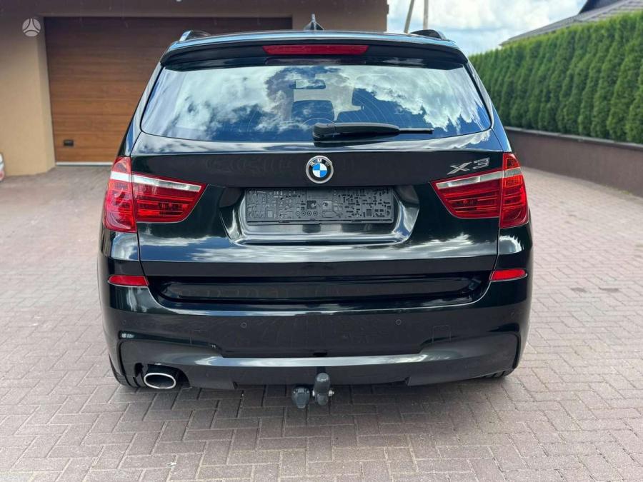 Black BMW X3 2013 in Utena, with an engine capacity of 2.00 L and mileage of 301 thousand km for 9500 €, photo 9 on AUTOMOTO.COM.LV
