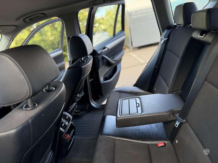 Melns BMW X3 2013 Radviliškis, ar dzinēja tilpumu 2.00 L un nobraukumu 339 tūkst. km par 6400 €, foto 23 vietnē AUTOMOTO.COM.LV