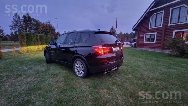 Black BMW X3 2013 in Riga, with an engine capacity of 2.00 L and mileage of 210 thousand km for 10888 €, photo 8 on AUTOMOTO.COM.LV