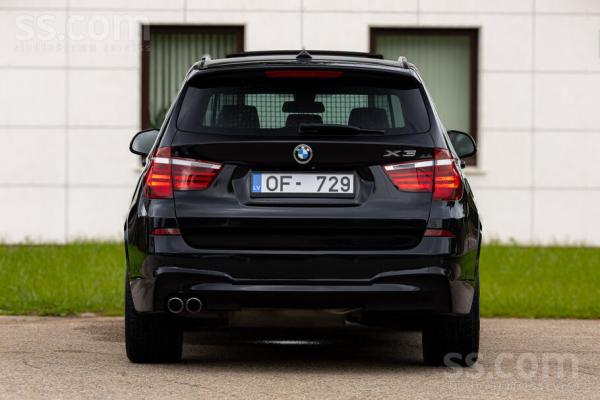 Black BMW X3 2014 in Riga, with an engine capacity of 3.00 L and mileage of 277 thousand km for 14900 €, photo 5 on AUTOMOTO.COM.LV