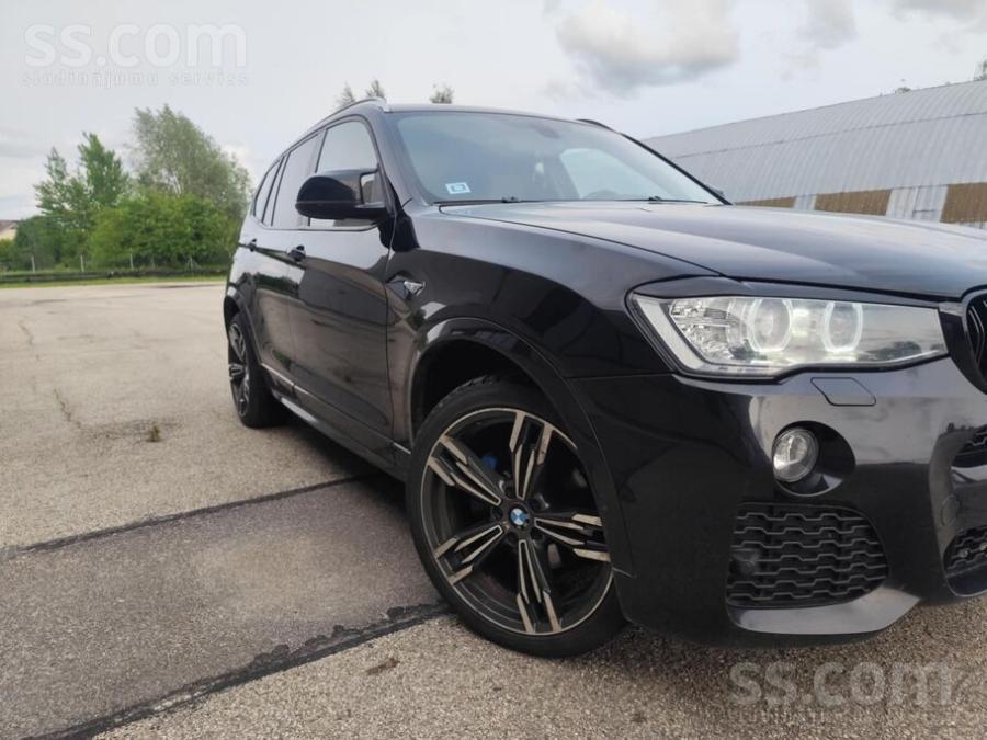 Black BMW X3 2014 in Cesis, with an engine capacity of 2.00 L and mileage of 260 thousand km for 13500 €, photo 1 on AUTOMOTO.COM.LV