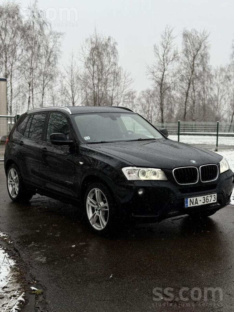 Black BMW X3 2014 in Riga, with an engine capacity of 2.00 L and mileage of 391 thousand km for 8500 €, photo 2 on AUTOMOTO.COM.LV
