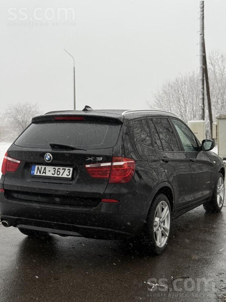 Black BMW X3 2014 in Riga, with an engine capacity of 2.00 L and mileage of 391 thousand km for 8500 €, photo 3 on AUTOMOTO.COM.LV