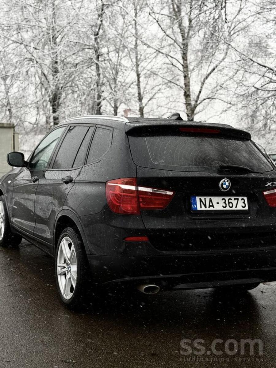 Black BMW X3 2014 in Riga, with an engine capacity of 2.00 L and mileage of 391 thousand km for 8500 €, photo 4 on AUTOMOTO.COM.LV
