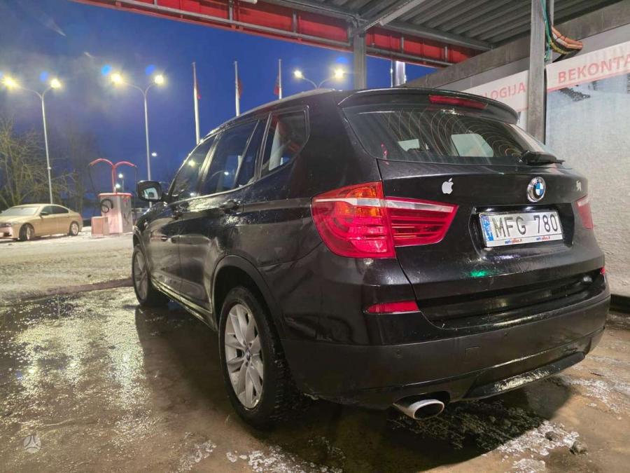 Black BMW X3 2014 in Jonava, with an engine capacity of 2.00 L and mileage of 400 thousand km for 7200 €, photo 1 on AUTOMOTO.COM.LV