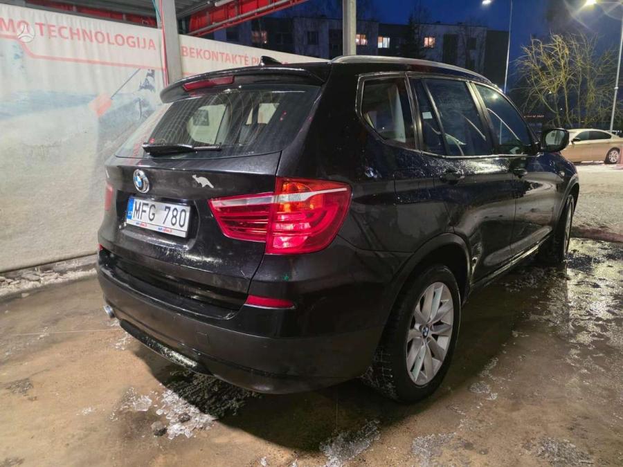 Black BMW X3 2014 in Jonava, with an engine capacity of 2.00 L and mileage of 400 thousand km for 7200 €, photo 2 on AUTOMOTO.COM.LV