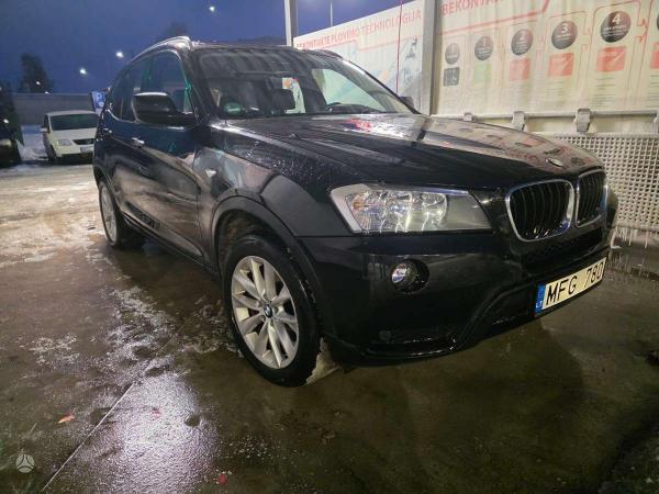 Melns BMW X3 2014 Jonava, ar dzinēja tilpumu 2.00 L un nobraukumu 400 tūkst. km par 7200 €, foto 7 vietnē AUTOMOTO.COM.LV
