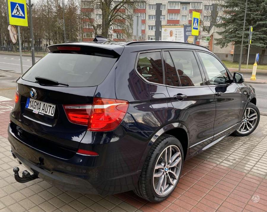 Black BMW X3 2014 in Marijampole, with an engine capacity of 2.99 L and mileage of 215 thousand km for 15999 €, photo 12 on AUTOMOTO.COM.LV