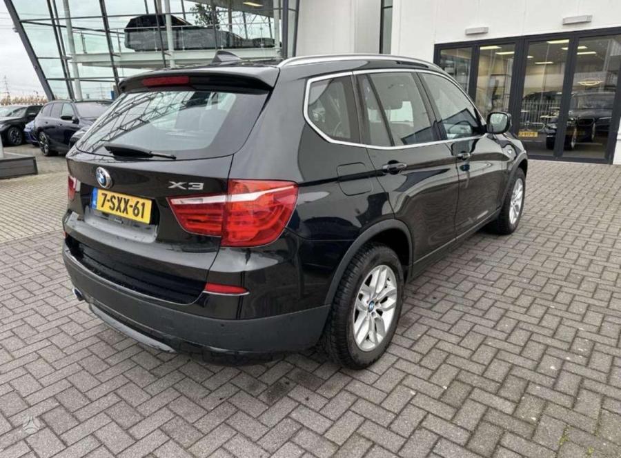 Melns BMW X3 2014 Kauņa, ar dzinēja tilpumu 2.00 L un nobraukumu 231 tūkst. km par 10500 €, foto 4 vietnē AUTOMOTO.COM.LV