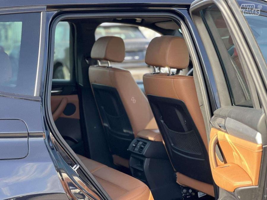 Black BMW X3 2014 in Marijampole, with an engine capacity of 3.00 L and mileage of 152 thousand km for 14450 €, photo 22 on AUTOMOTO.COM.LV