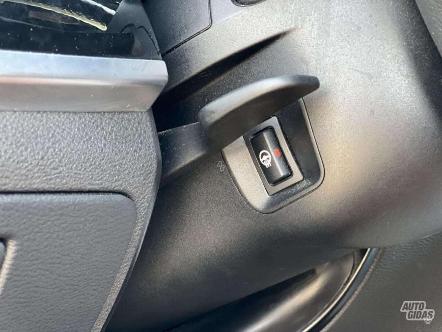 Black BMW X3 2014 in Marijampole, with an engine capacity of 3.00 L and mileage of 152 thousand km for 14450 €, photo 31 on AUTOMOTO.COM.LV