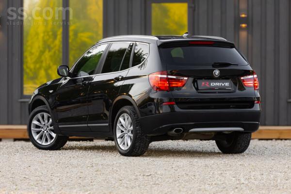 Melns BMW X3 2014 Jelgava, ar dzinēja tilpumu 2.00 L un nobraukumu 263 tūkst. km par 12900 €, foto 5 vietnē AUTOMOTO.COM.LV