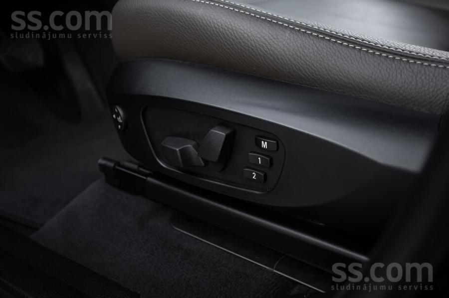 Melns BMW X3 2014 Jelgava, ar dzinēja tilpumu 2.00 L un nobraukumu 263 tūkst. km par 12900 €, foto 25 vietnē AUTOMOTO.COM.LV