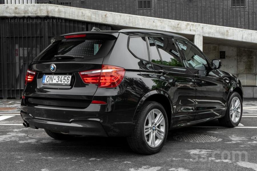 Black BMW X3 2014 in Riga, with an engine capacity of 2.00 L and mileage of 170 thousand km for 15490 €, photo 5 on AUTOMOTO.COM.LV