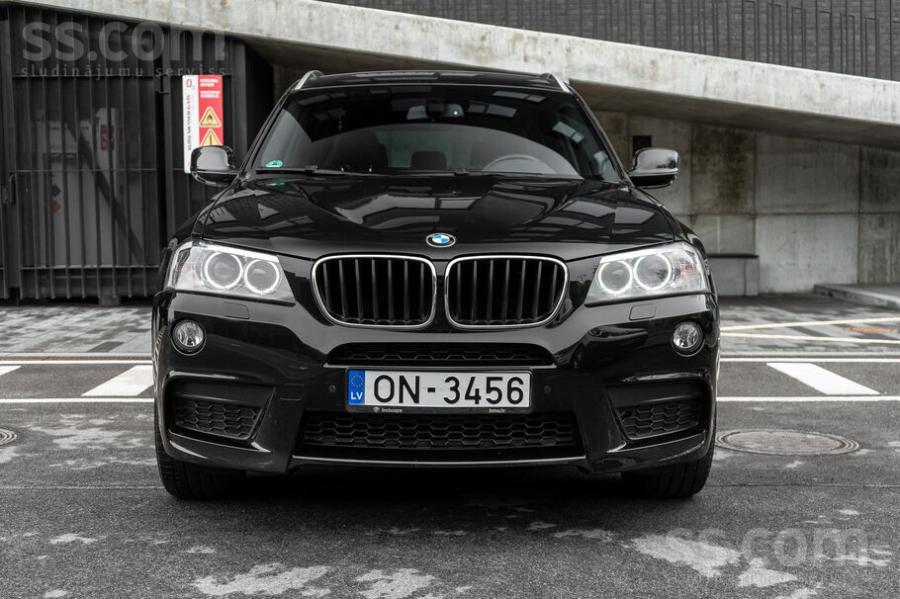 Black BMW X3 2014 in Riga, with an engine capacity of 2.00 L and mileage of 170 thousand km for 15490 €, photo 6 on AUTOMOTO.COM.LV