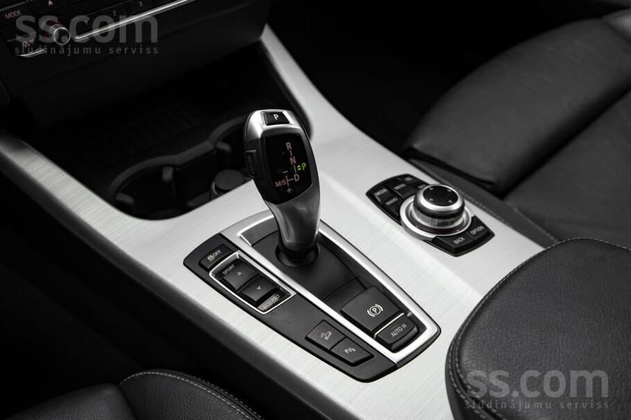Black BMW X3 2014 in Riga, with an engine capacity of 2.00 L and mileage of 170 thousand km for 15490 €, photo 14 on AUTOMOTO.COM.LV