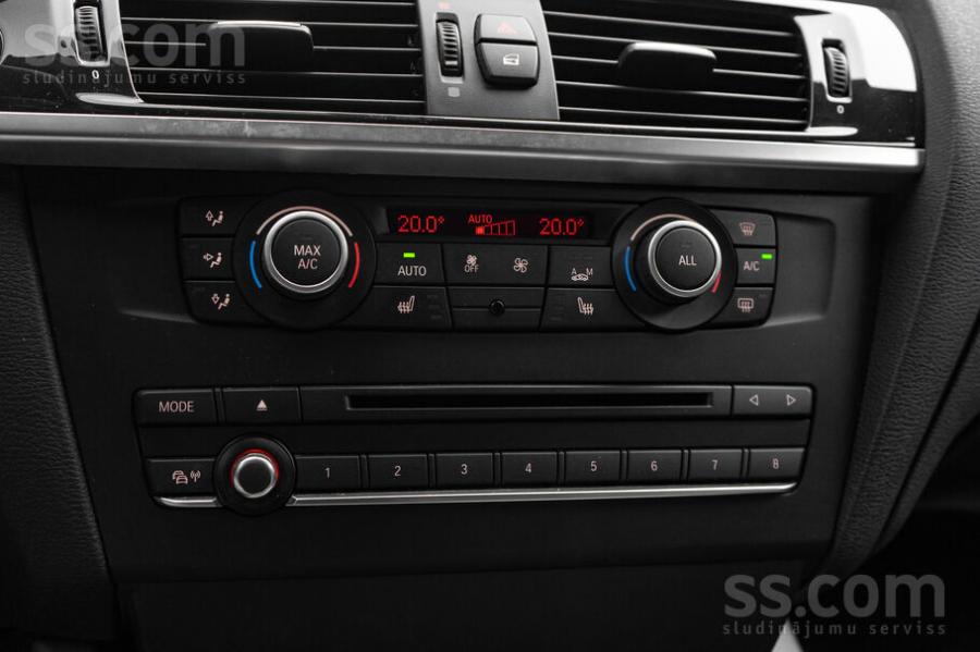 Black BMW X3 2014 in Riga, with an engine capacity of 2.00 L and mileage of 170 thousand km for 15490 €, photo 15 on AUTOMOTO.COM.LV