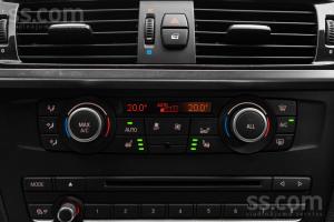 Black BMW X3 2014 in Riga, with an engine capacity of 2.00 L and mileage of 170 thousand km for 15490 €, photo 16 on AUTOMOTO.COM.LV