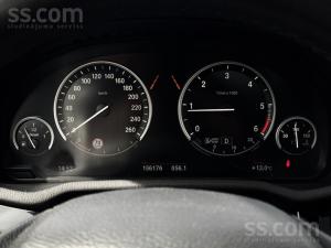 Black BMW X3 2014 in Riga, with an engine capacity of 2.00 L and mileage of 156 thousand km for 14900 €, photo 8 on AUTOMOTO.COM.LV