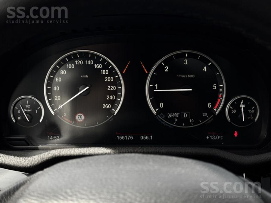 Black BMW X3 2014 in Riga, with an engine capacity of 2.00 L and mileage of 156 thousand km for 14900 €, photo 8 on AUTOMOTO.COM.LV