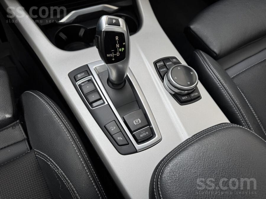 Black BMW X3 2014 in Riga, with an engine capacity of 2.00 L and mileage of 156 thousand km for 14900 €, photo 16 on AUTOMOTO.COM.LV