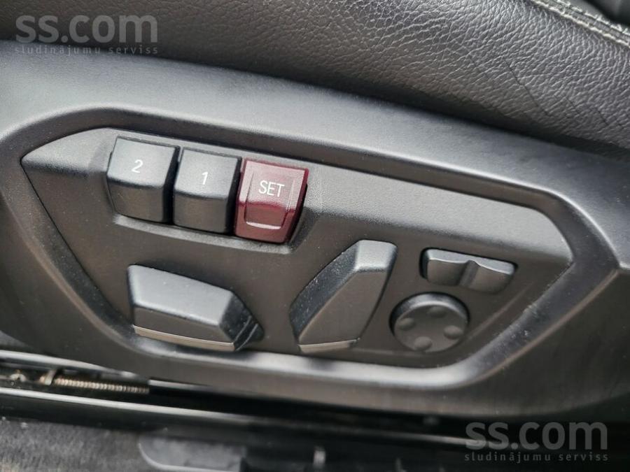 Melns BMW X3 2014 Jelgava, ar dzinēja tilpumu 3.00 L un nobraukumu 290 tūkst. km par 15990 €, foto 20 vietnē AUTOMOTO.COM.LV
