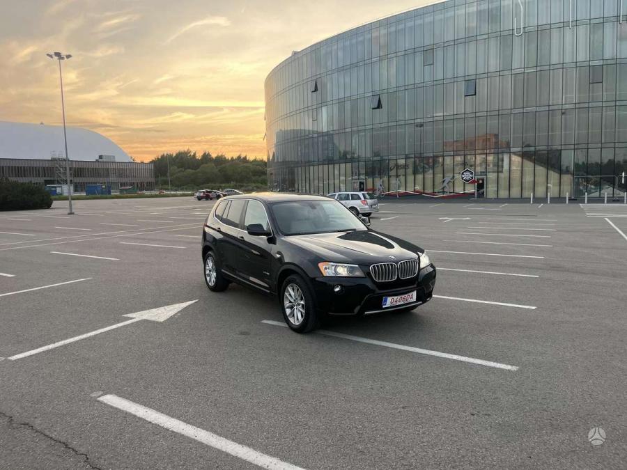 Melns BMW X3 2014 Šauļi, ar dzinēja tilpumu 2.00 L un nobraukumu 341 tūkst. km par 9000 €, foto 1 vietnē AUTOMOTO.COM.LV