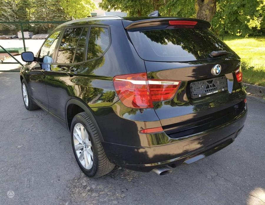 Melns BMW X3 2014 Šauļi, ar dzinēja tilpumu 2.00 L un nobraukumu 300 tūkst. km par 9950 €, foto 9 vietnē AUTOMOTO.COM.LV