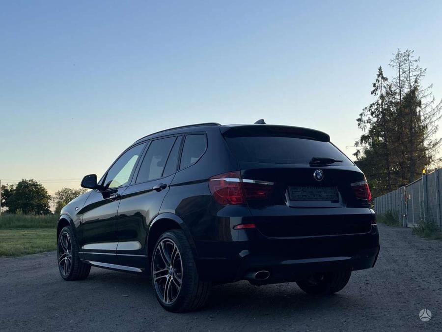 Black BMW X3 2014 in Kaunas, with an engine capacity of 2.00 L and mileage of 179 thousand km for 14990 €, photo 5 on AUTOMOTO.COM.LV
