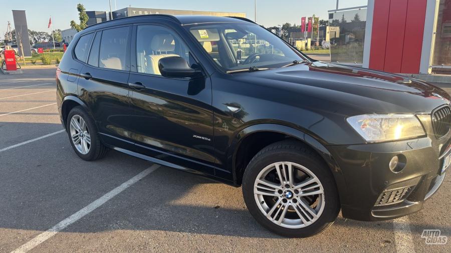 Black BMW X3 2014 in Vilnius, with an engine capacity of 2.00 L and mileage of 370 thousand km for 8799 €, photo 1 on AUTOMOTO.COM.LV