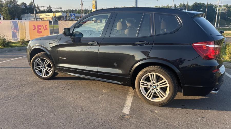 Black BMW X3 2014 in Vilnius, with an engine capacity of 2.00 L and mileage of 370 thousand km for 8799 €, photo 3 on AUTOMOTO.COM.LV
