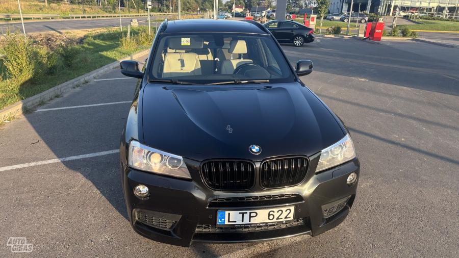 Black BMW X3 2014 in Vilnius, with an engine capacity of 2.00 L and mileage of 370 thousand km for 8799 €, photo 8 on AUTOMOTO.COM.LV