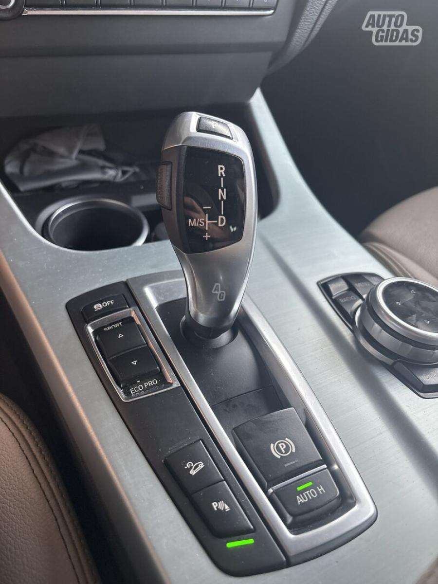 Black BMW X3 2014 in Vilnius, with an engine capacity of 2.00 L and mileage of 370 thousand km for 8799 €, photo 17 on AUTOMOTO.COM.LV