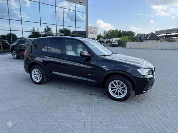 Black BMW X3 2014 in Telschi, with an engine capacity of 2.00 L and mileage of 224 thousand km for 7999 €, photo 8 on AUTOMOTO.COM.LV