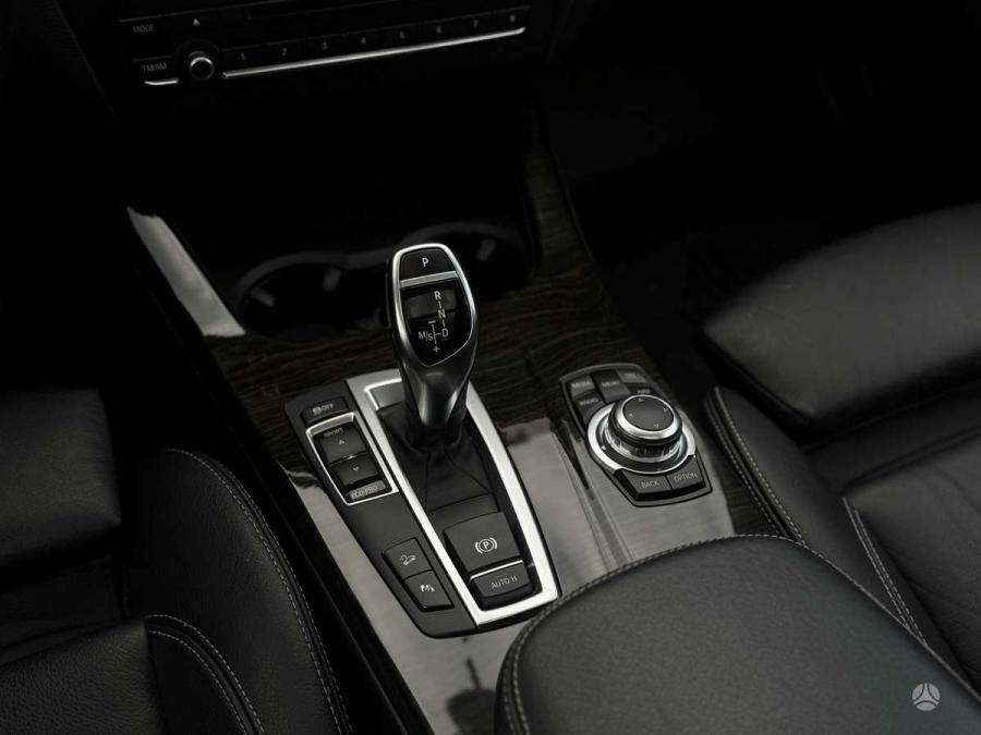 Melns BMW X3 2014 Šauļi, ar dzinēja tilpumu 2.98 L un nobraukumu 236 tūkst. km par 10950 €, foto 23 vietnē AUTOMOTO.COM.LV