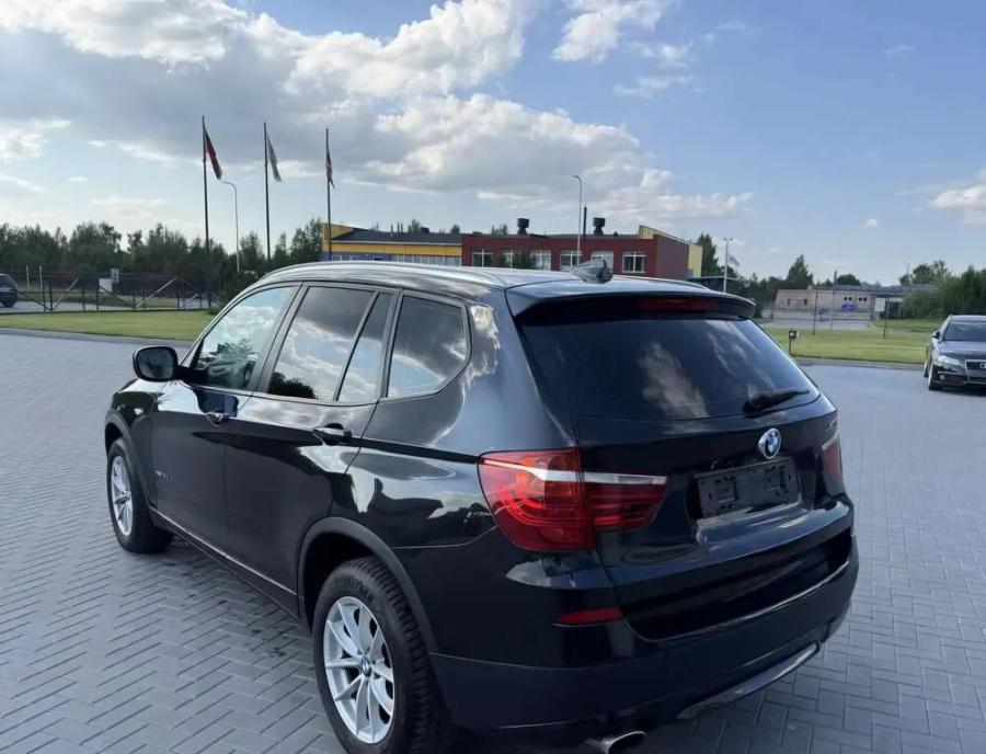 Black BMW X3 2014 in Telschi, with an engine capacity of 2.00 L and mileage of 223 thousand km for 7990 €, photo 8 on AUTOMOTO.COM.LV