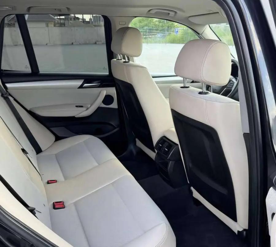 Black BMW X3 2014 in Telschi, with an engine capacity of 2.00 L and mileage of 223 thousand km for 7990 €, photo 16 on AUTOMOTO.COM.LV