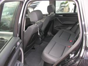 Black BMW X3 2014 in Riga, with an engine capacity of 2.00 L and mileage of 213 thousand km for 12200 €, photo 9 on AUTOMOTO.COM.LV