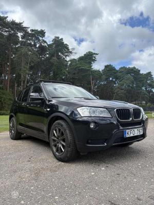 Melns BMW X3 2014 Kauņa, ar dzinēja tilpumu 2.00 L un nobraukumu 226 tūkst. km par 13200 €, foto  vietnē AUTOMOTO.COM.LV