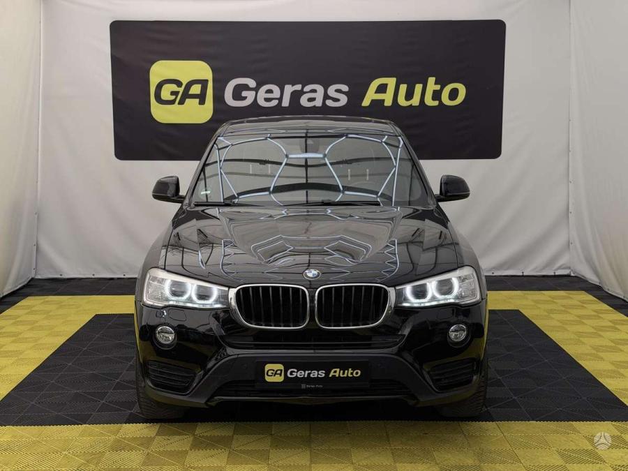 Black BMW X3 2014 in Vilnius, with an engine capacity of 2.00 L and mileage of 298 thousand km for 11000 €, photo 8 on AUTOMOTO.COM.LV