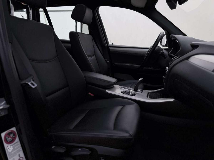 Black BMW X3 2014 in Vilnius, with an engine capacity of 2.00 L and mileage of 298 thousand km for 11000 €, photo 16 on AUTOMOTO.COM.LV