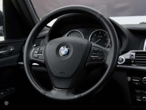 Black BMW X3 2014 in Vilnius, with an engine capacity of 2.00 L and mileage of 298 thousand km for 10700 €, photo 20 on AUTOMOTO.COM.LV
