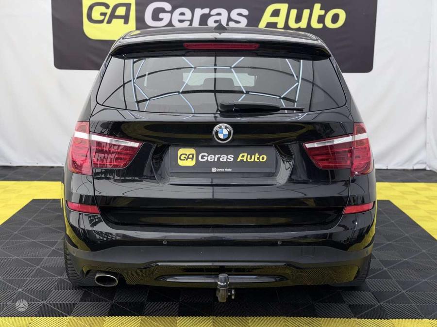 Black BMW X3 2014 in Vilnius, with an engine capacity of 2.00 L and mileage of 298 thousand km for 10500 €, photo 6 on AUTOMOTO.COM.LV